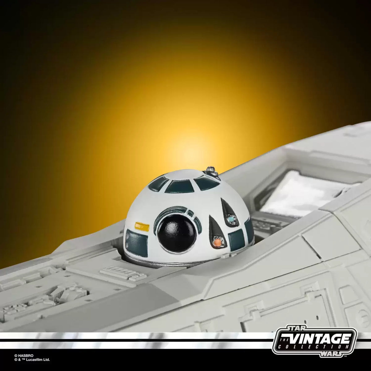 Hasbro - Star Wars - Ahsoka Starship – Legacy Distribution